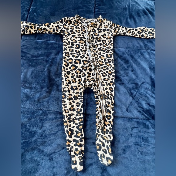 Posh Peanut | Pajamas | Posh Peanut | Poshmark